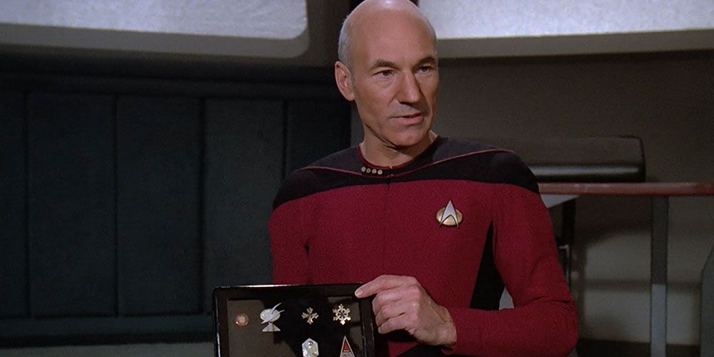 Star Trek TNG: 10 Episode Details You Missed In “The Measure Of A Man”