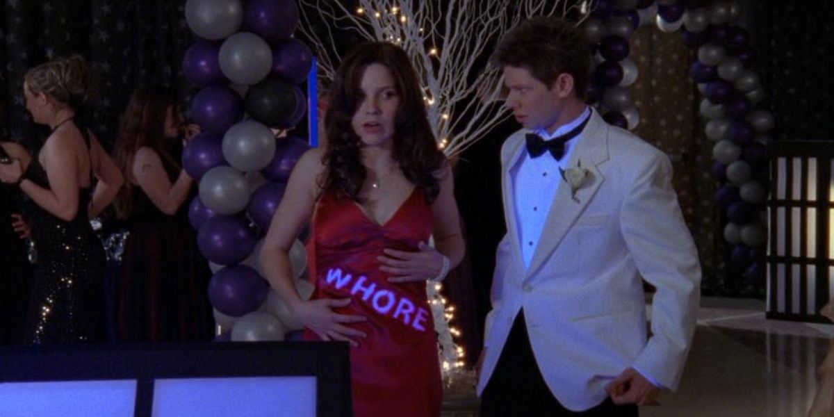 One Tree Hill: Brooke's 5 Best Outfits (& 5 Worst)