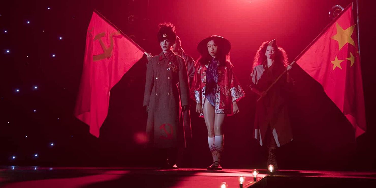 10 Best Episodes Of GLOW, According To IMDb