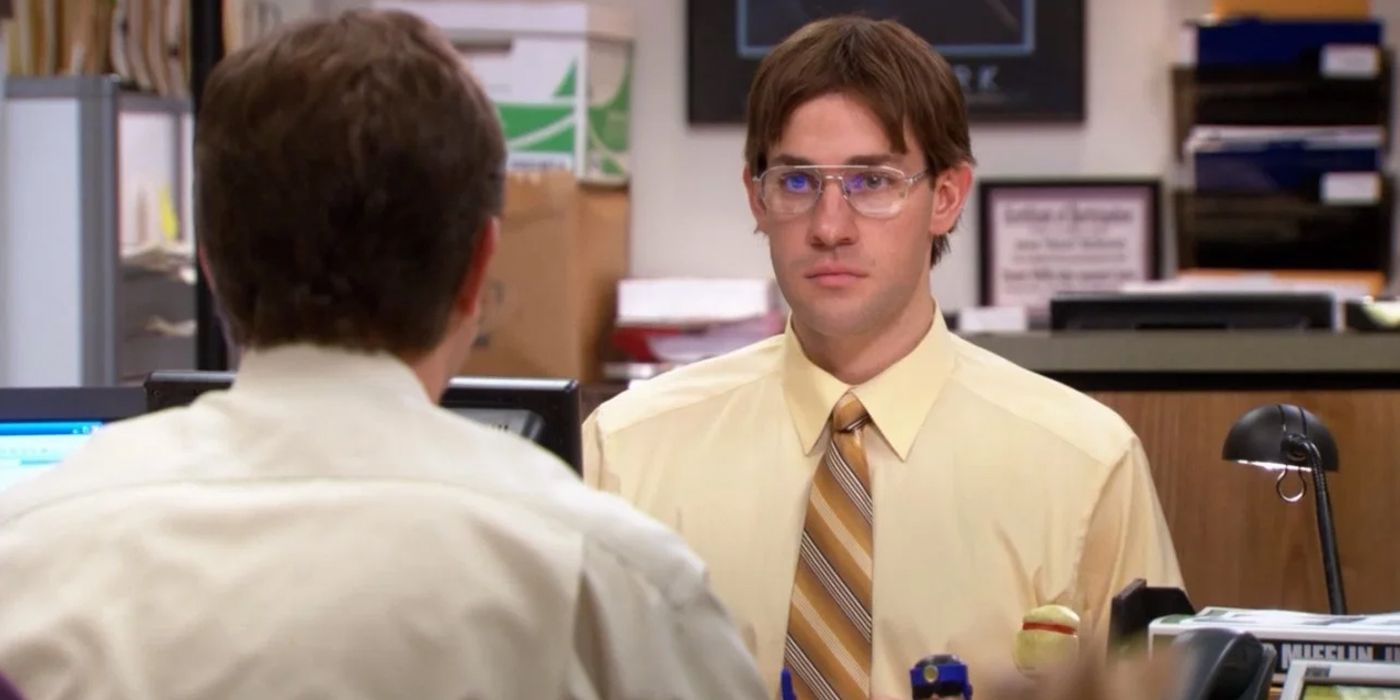 The Office: Jim Dressing As Dwight (& 9 Other Great Pranks He Pulled)