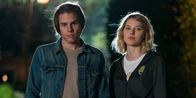 The Order: All 6 Werewolf Hides Explained (& Who Wears Them)