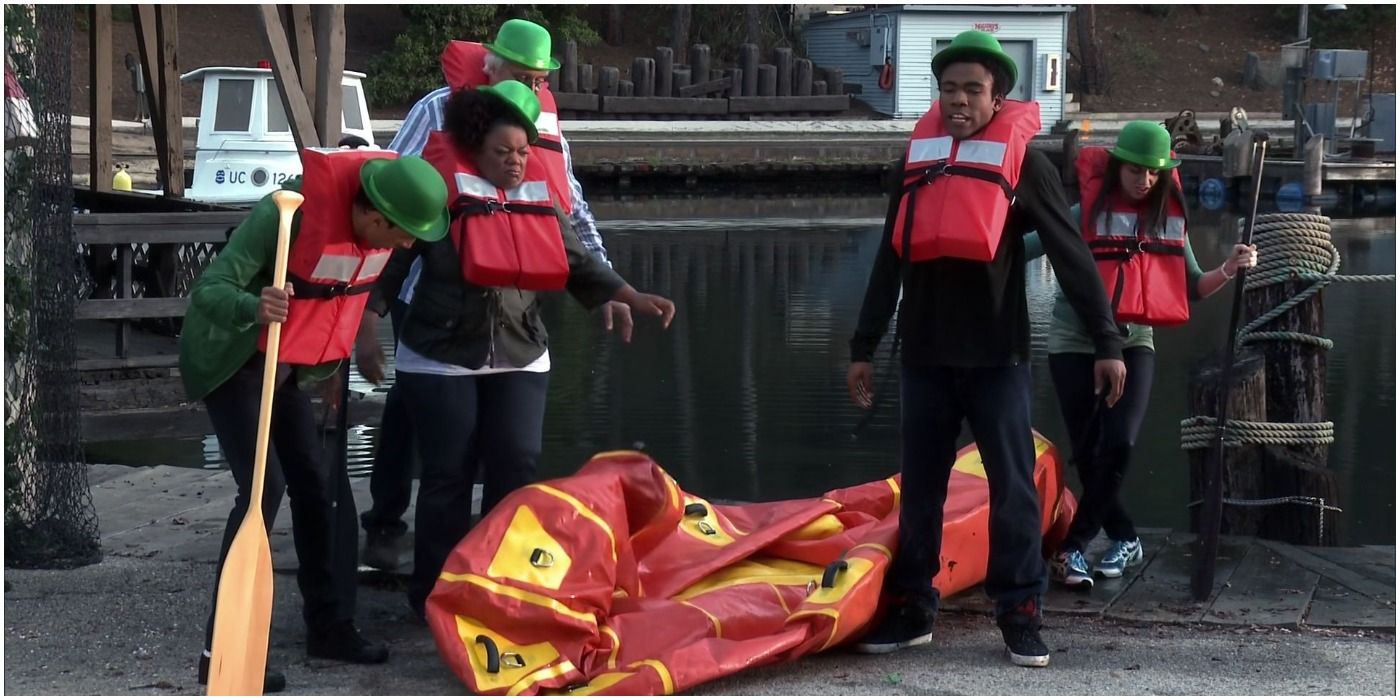 Community: 10 Ways Troy Got Worse & Worse