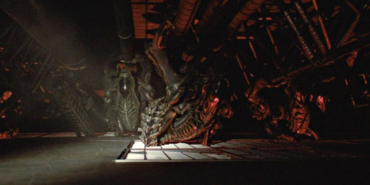 Aliens' 5 Most Terrifying (& 5 Most Action-Packed) Moments