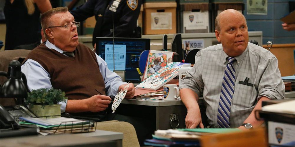 Brooklyn Nine-Nine: Hitchcock And Scully's 10 Most WTF Moments