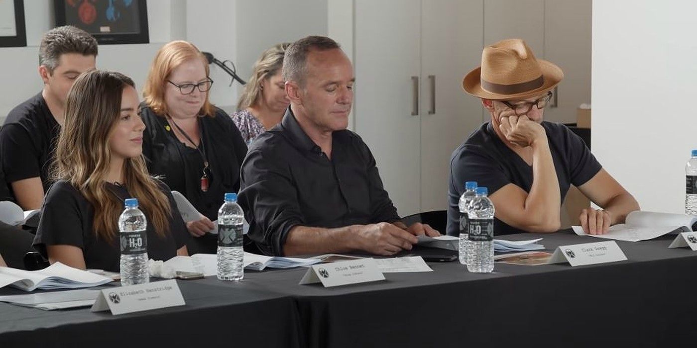Agents of SHIELD Cast Gets Emotional In Final Table Read Video
