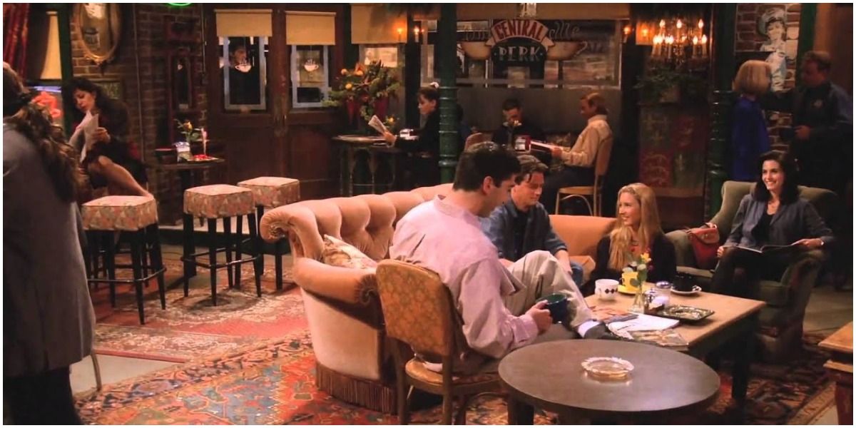 Friends: 10 Strange Things About The Show That Can't Be Forgotten
