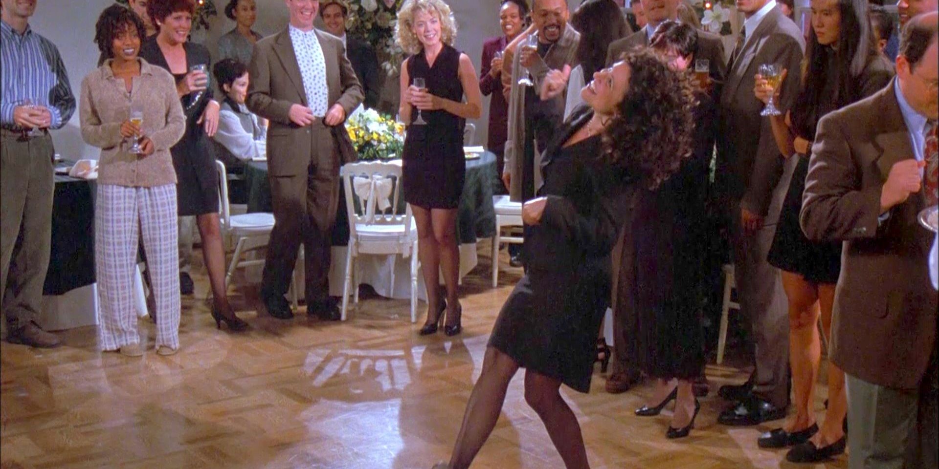 Seinfeld: Elaine's 10 Funniest Storylines, Ranked