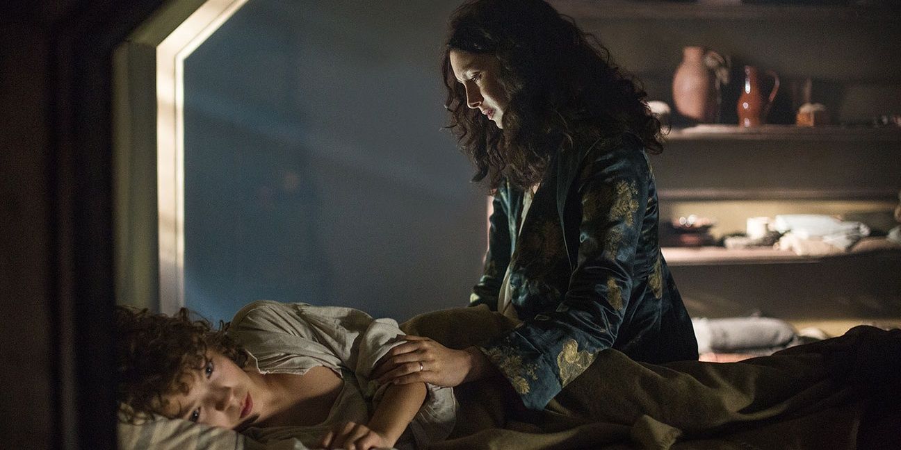 Outlander: 14 Worst Things Black Jack Randall Has Done