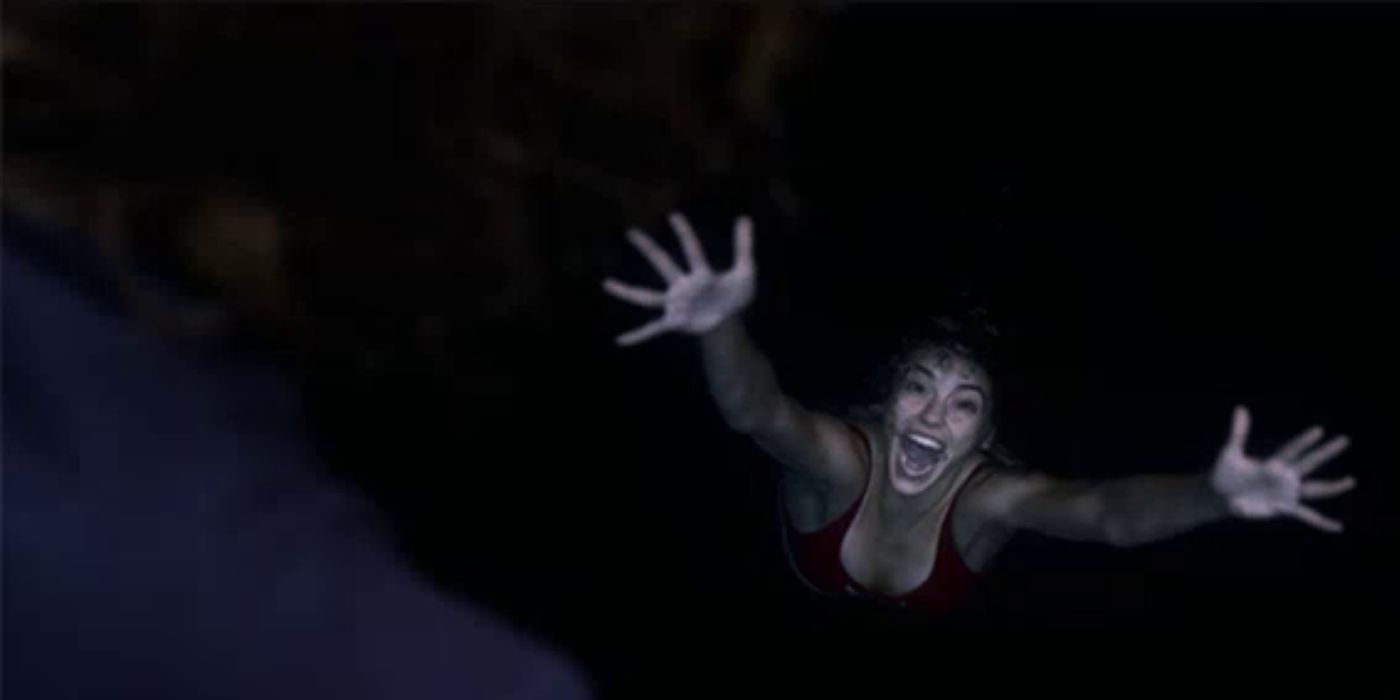 Stranger Things: 10 Hidden Details About Heather Holloway