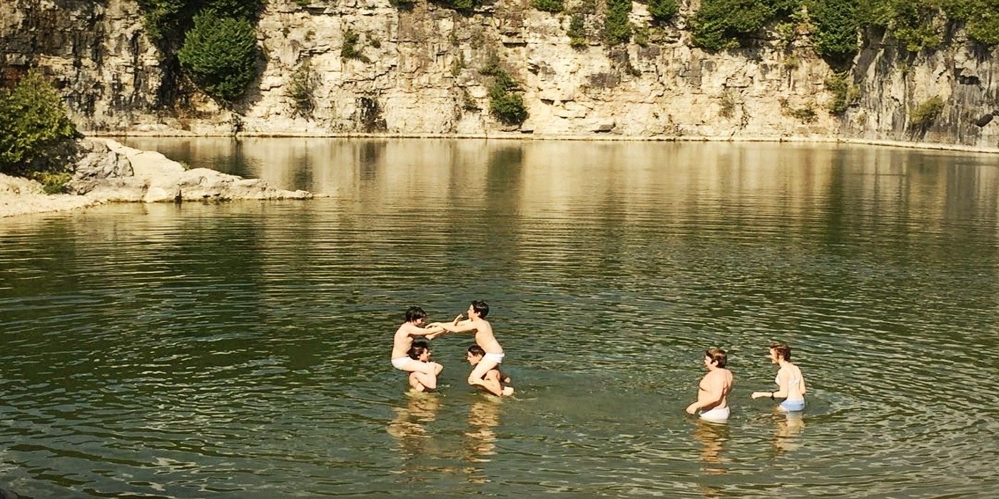 IT: What The Turtle References Mean In The Movie (& How To Spot Each One)