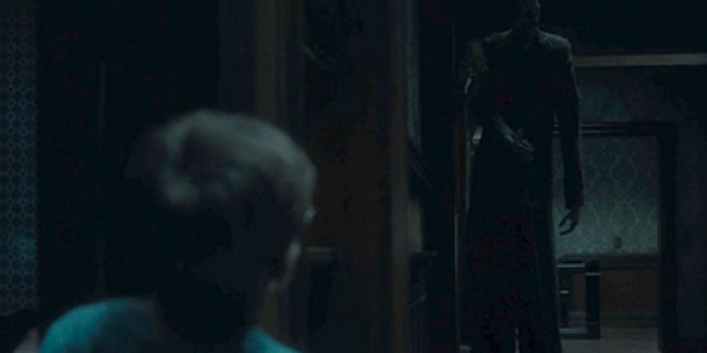 The Haunting Of Hill House: 10 Hidden Details You Missed About The Tall Man