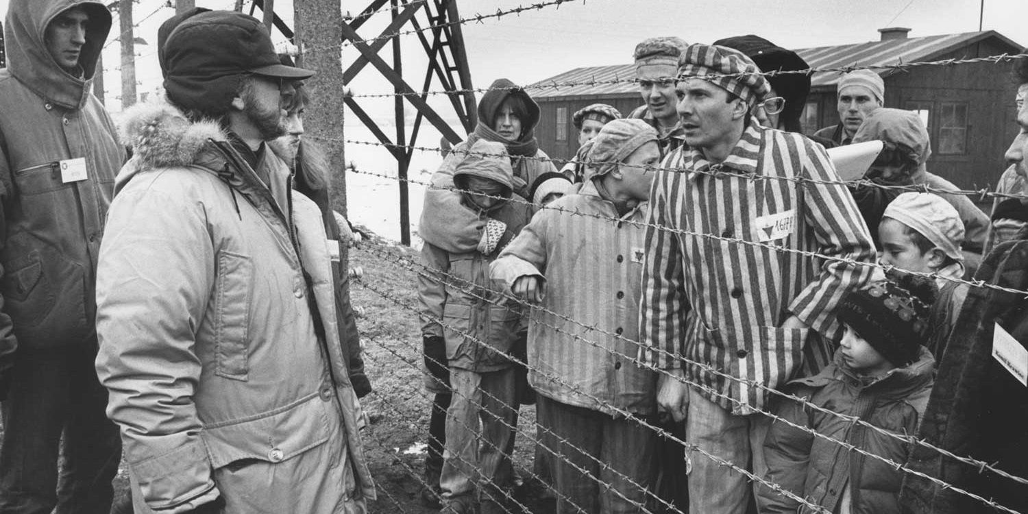 Schindler's List: 10 Behind-The-Scenes Facts About Steven Spielberg's Movie Schindler's List: 10 Behind-The-Scenes Facts About Steven Spielberg's Movie