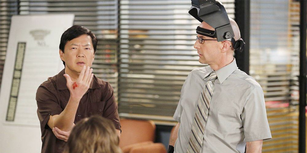 Community: 5 Reasons Pierce Hawthorne Is The Worst (& 5 Reasons It's ...