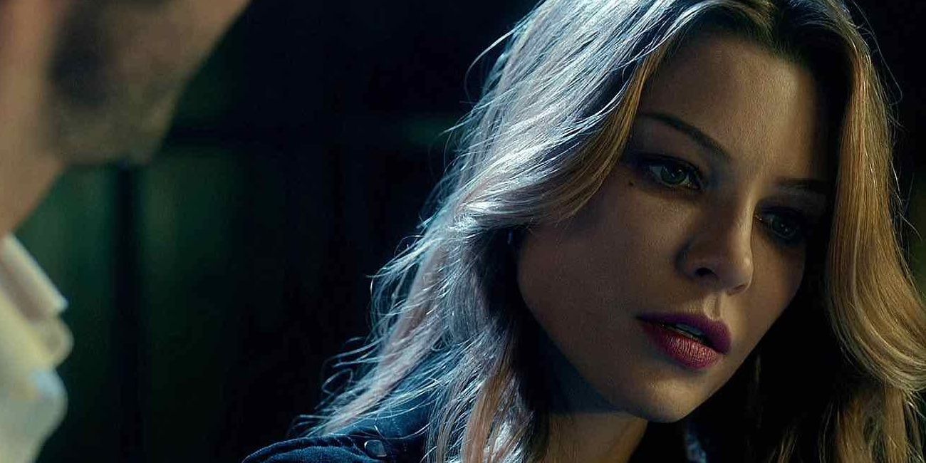 Ella Maze's Instagram, Twitter & Facebook on IDCrawl