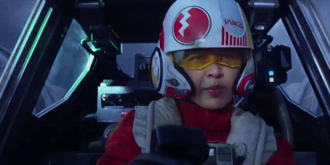 Why Star Wars: Rise of Skywalker Cut A Force Awakens Rebel Fighter