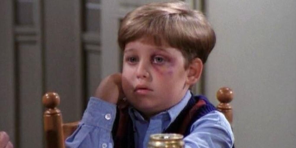 Frasier: How Frederick Changed From Season To Season