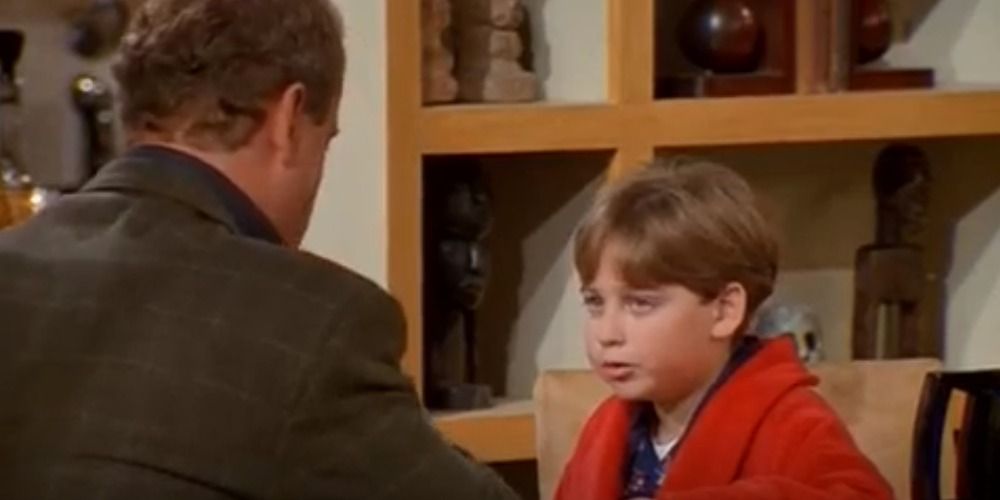 Frasier: How Frederick Changed From Season To Season