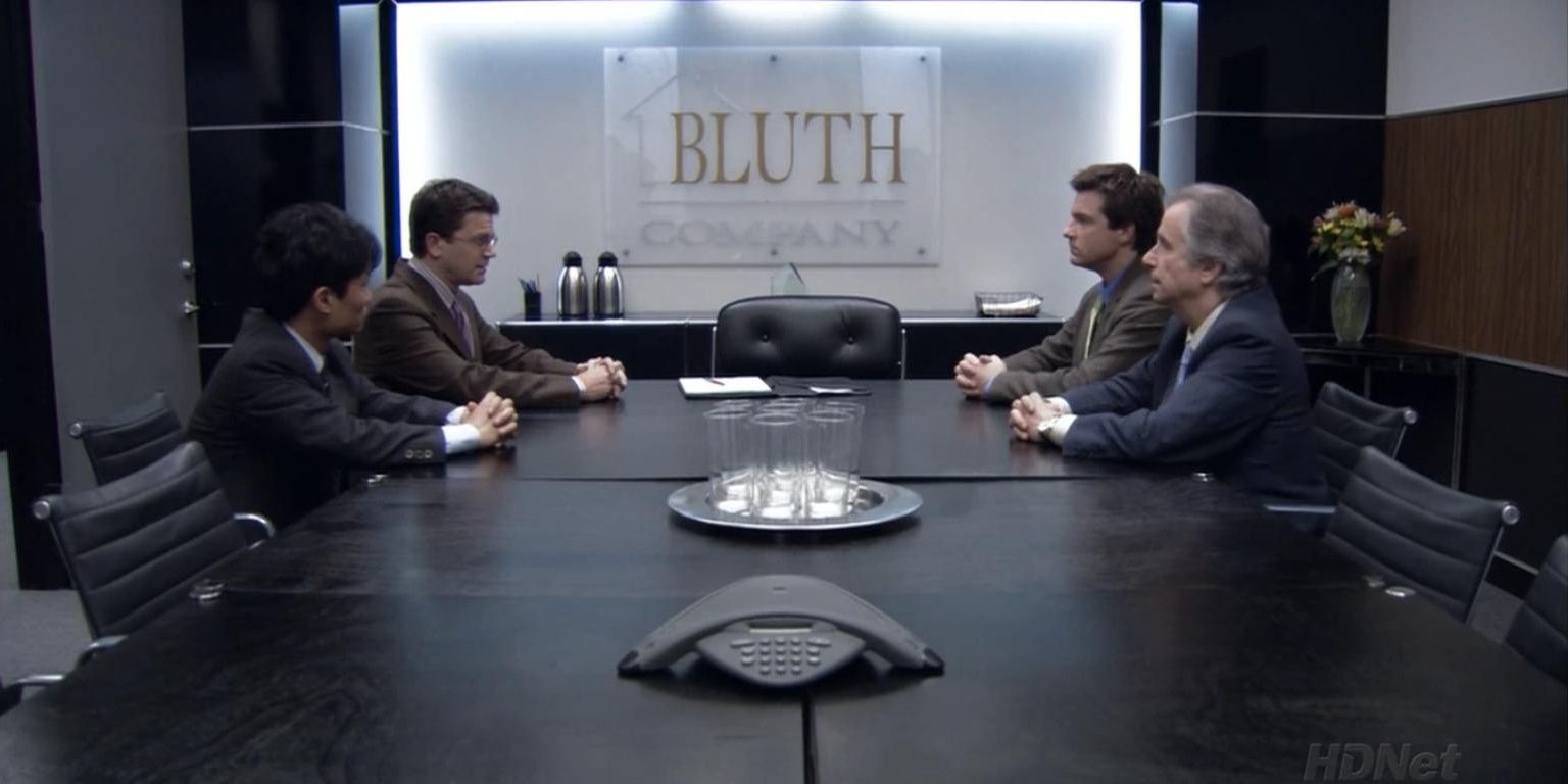 Arrested Development: 10 Times The Show Mirrored The US' Political ...