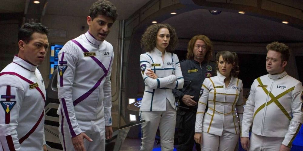 10 Hilarious TV Comedies Set In Space
