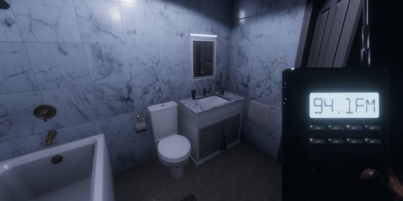 Phasmophobia: Complete List of Spirit Box Questions That Will Get An Answer