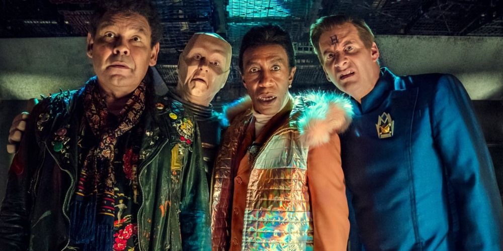 10 Hilarious TV Comedies Set In Space