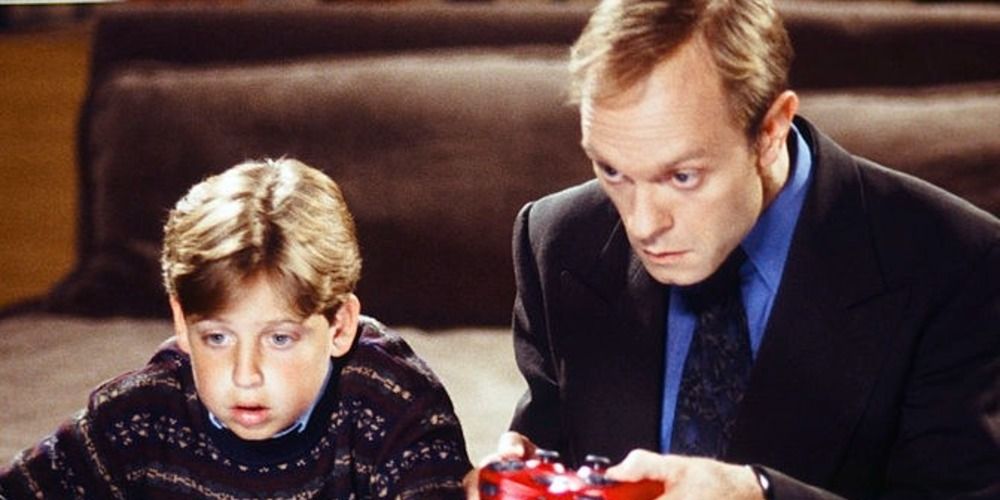 Frasier: How Frederick Changed From Season To Season