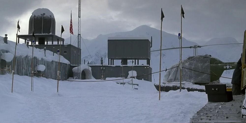 5 Ways The Fog Is John Carpenter's Best 80s Movie (& 5 Ways It's The Thing)