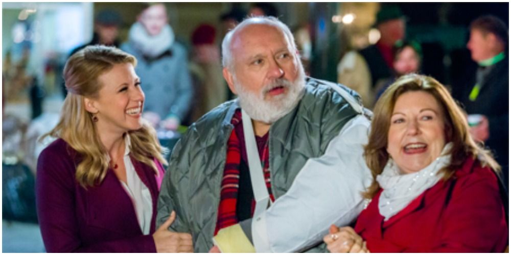 Hallmark Movies: 10 Things They All Have In Common