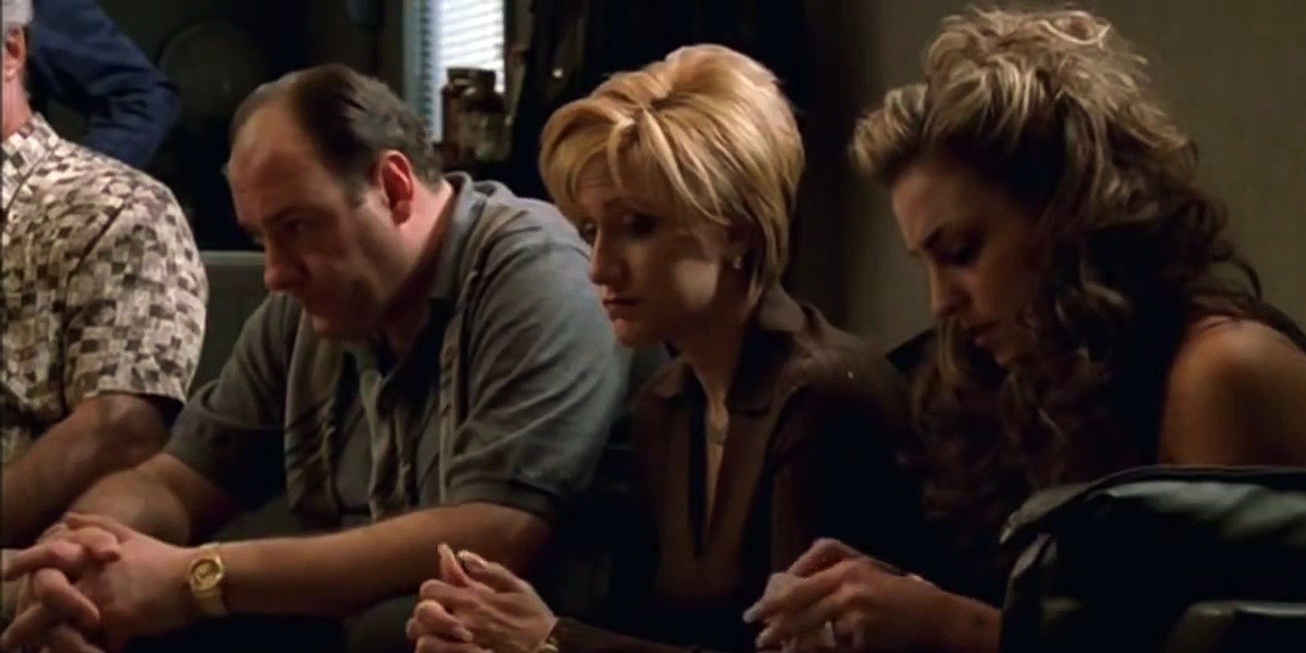 The Sopranos: 5 Times Tony Had Empathy For Animals (& 5 For Humans)