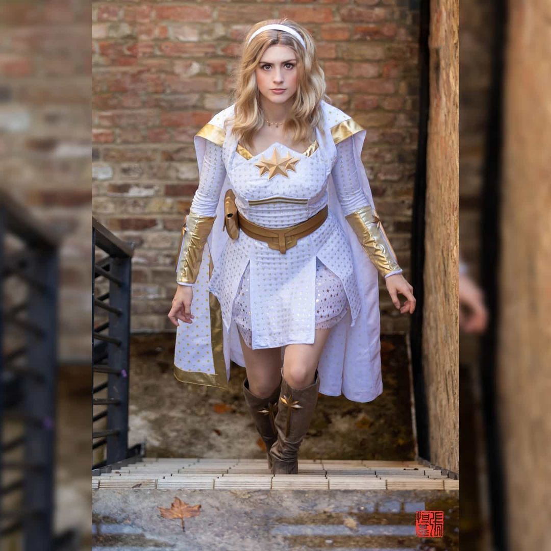 The Boys: 10 Starlight Cosplay That Look Just Like The Show