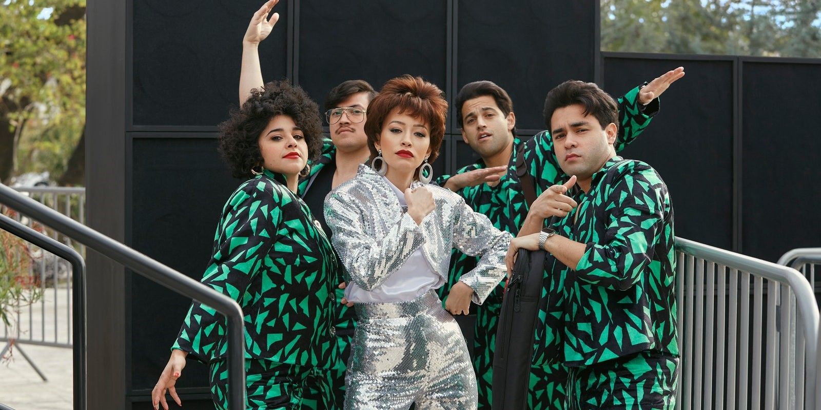 10 Behind-The-Scenes Facts From Netflix's Selena: The Series