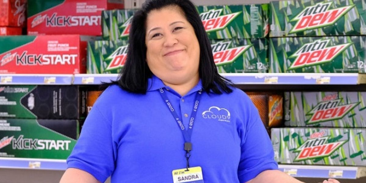 Superstore: The Main Characters, Ranked By Wealth