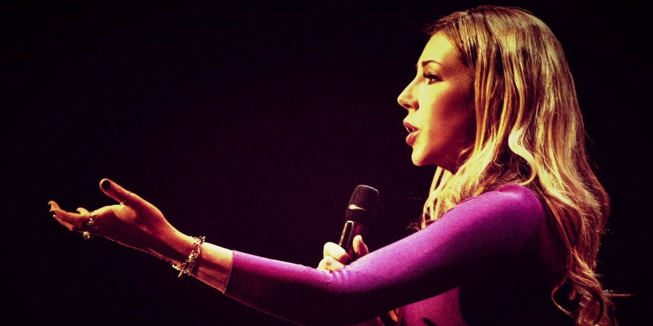 12 Funniest Female Stand-Up Comedians You Can See On Netflix Right Now