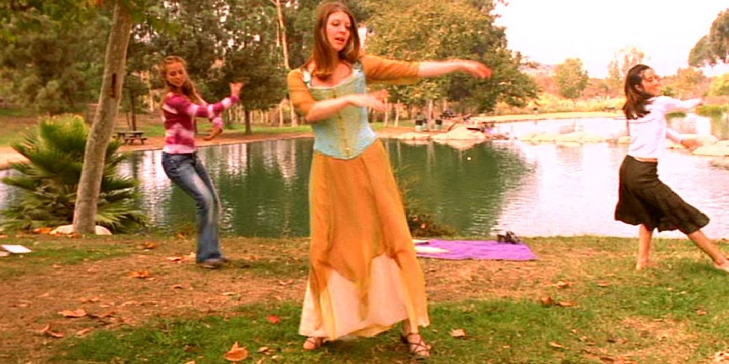 Buffy The Vampire Slayer: The Characters' 10 Most Impractical Outfit ...