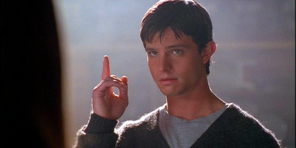 Roswell: The Main Characters, Ranked By Intelligence