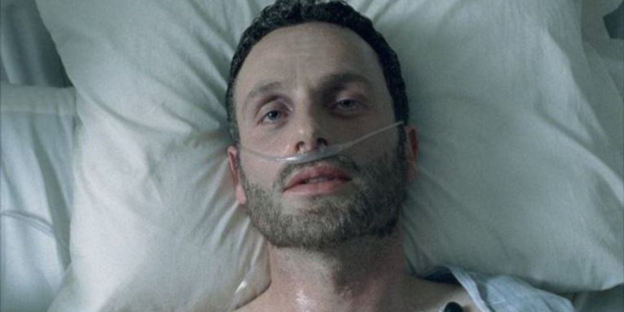 The Walking Dead: 10 Scenes That Make Viewers Nervous When Rewatching