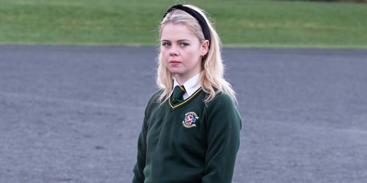 Derry Girls 13 Inconsistencies That Make No Sense About Erin
