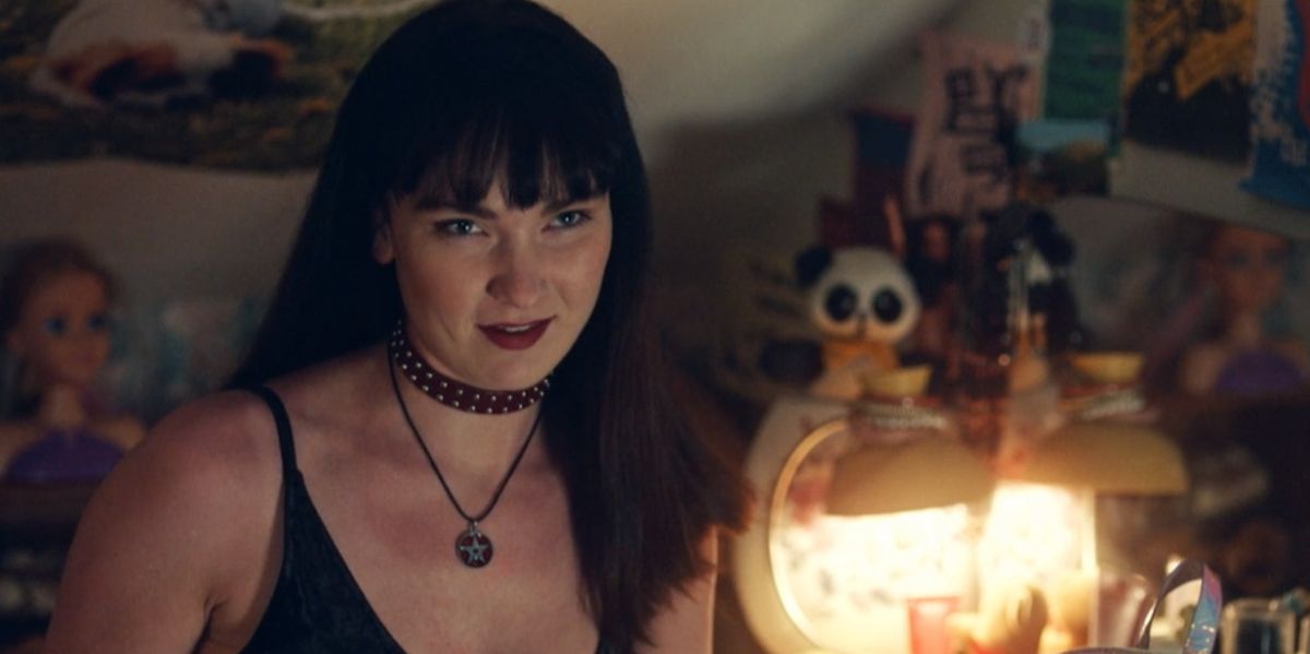 Derry Girls: 13 Inconsistencies That Make No Sense About Erin