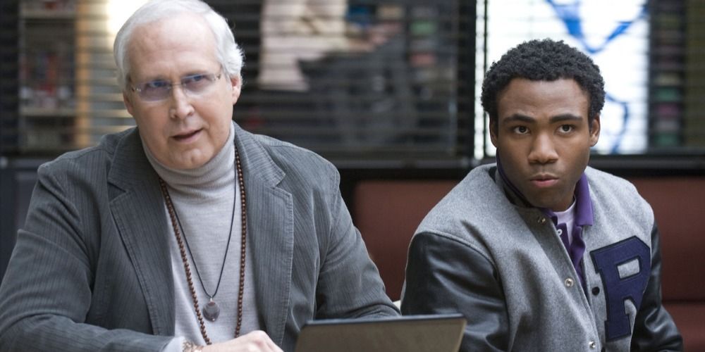 Community: 10 Major Flaws That Fans Choose To Ignore