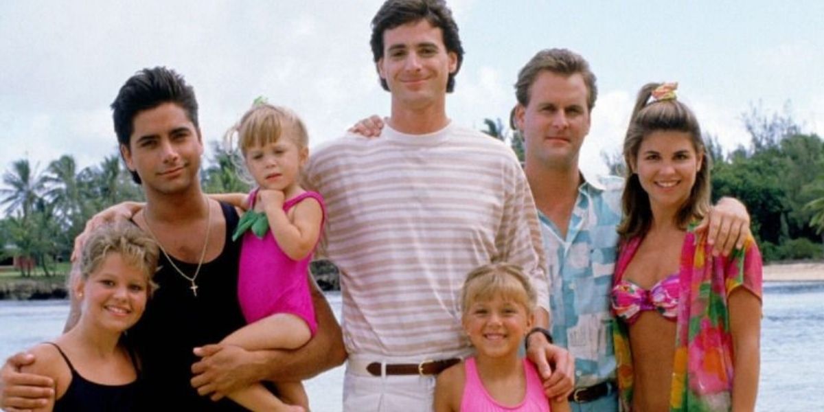 10 Best Vacation Sitcom Episodes, According To IMDb