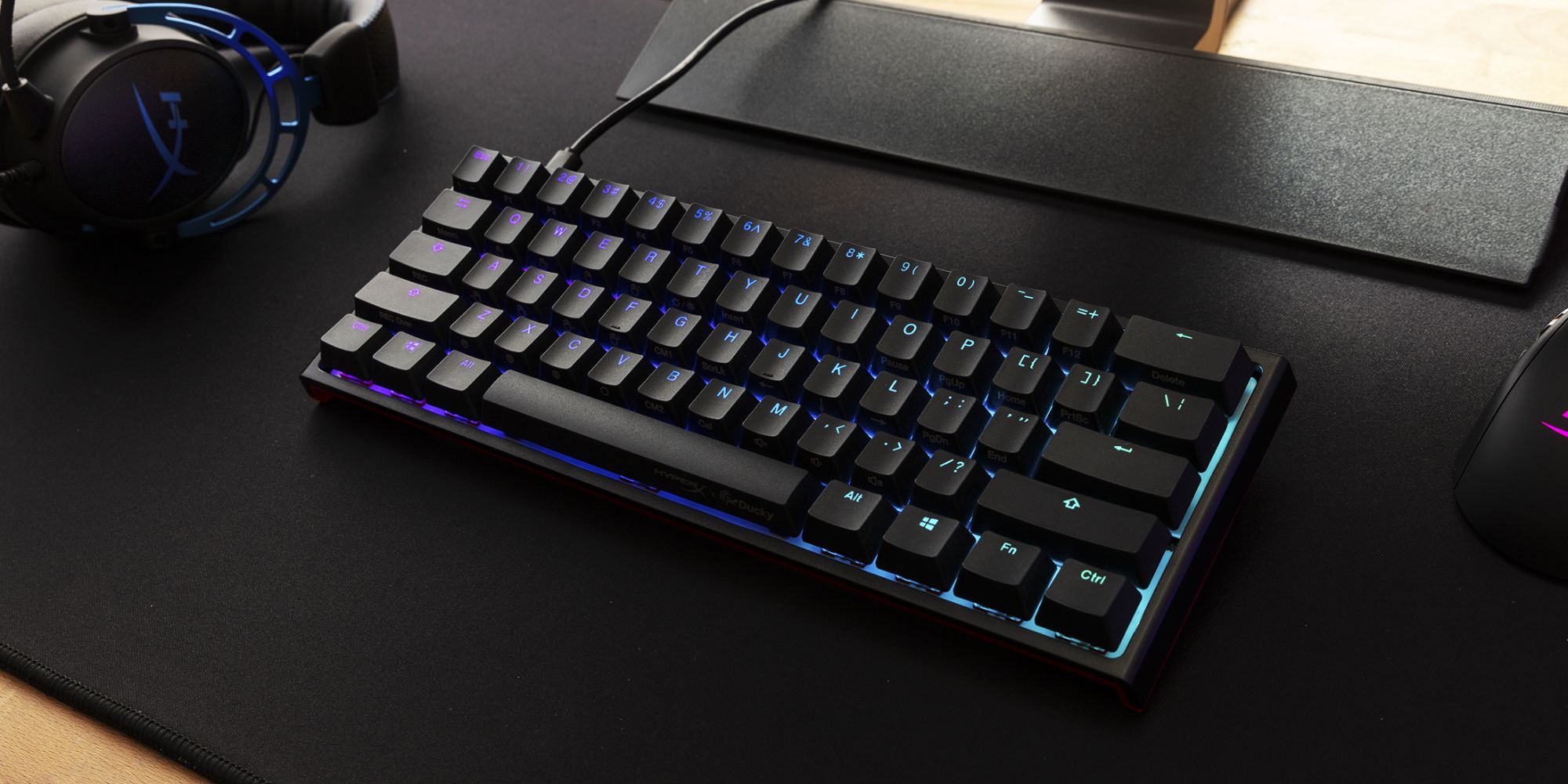 How To Use A Compact Keyboard & Why They Are So Popular