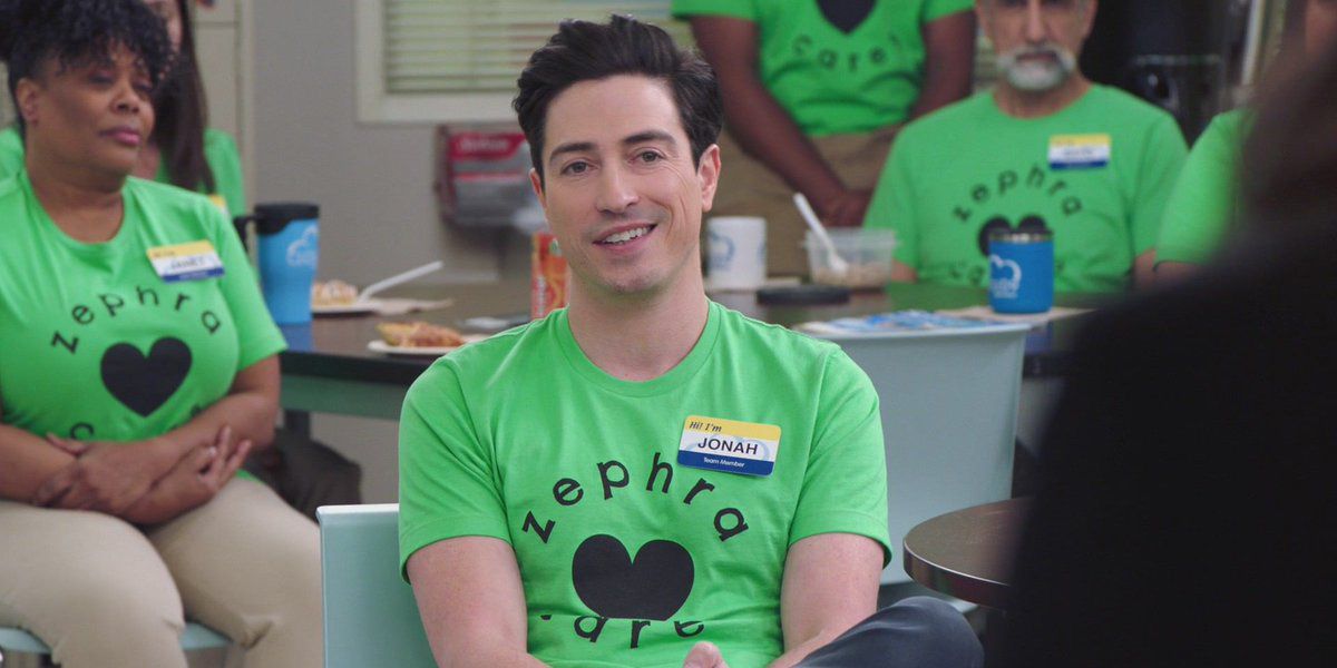 Superstore: The Main Characters, Ranked By Wealth