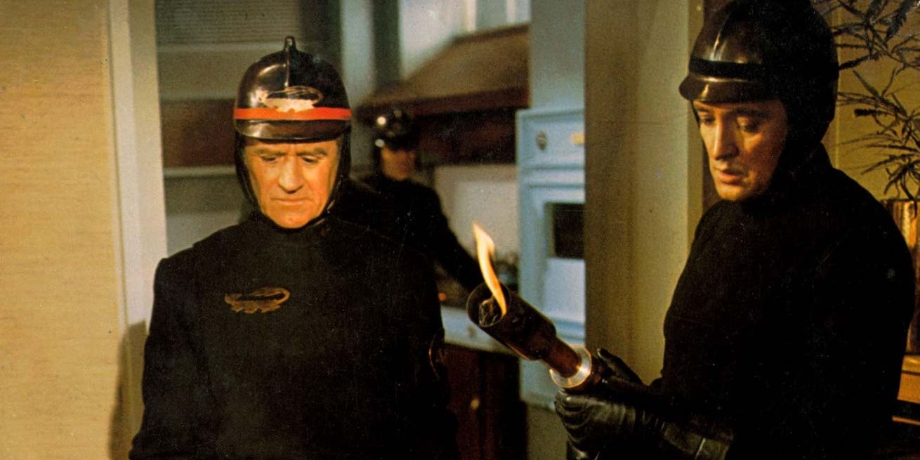 10 Old-School Sci-Fi Movies That Actually Predicted The Future