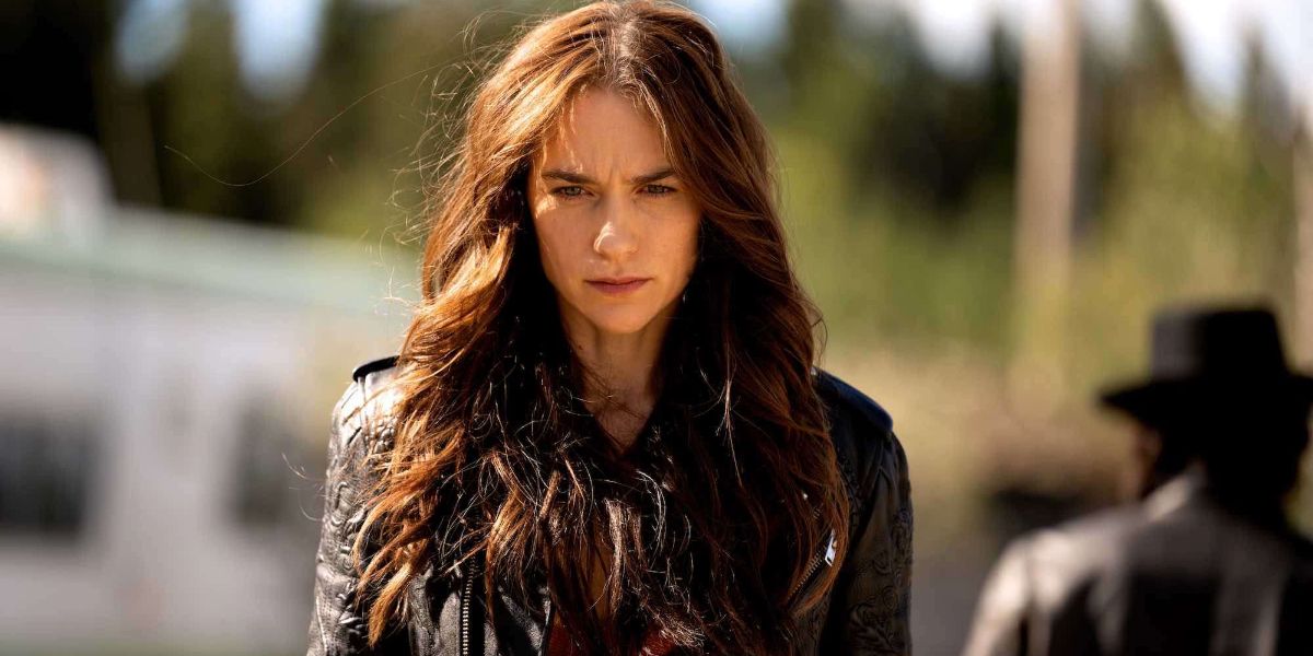 10 LGBTQ+ TV Shows With A Female Showrunner