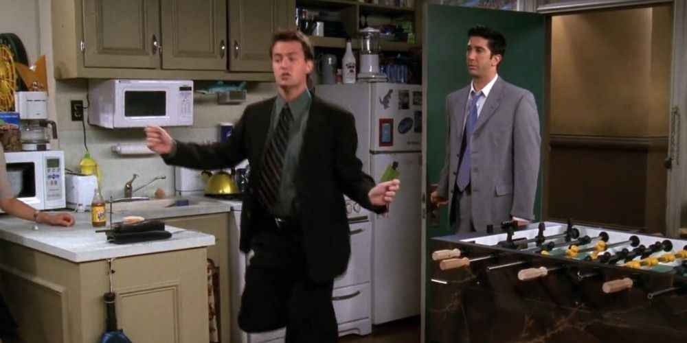 Friends: The 10 Best Moments Of Physical Comedy, Ranked