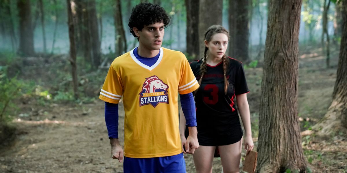 Legacies: Why Hope Is The Main Character (& 5 Other Alternatives)