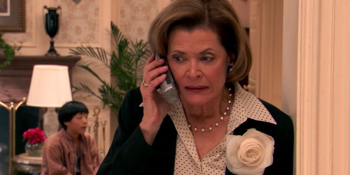 Arrested Development: 10 Times Lucille Was The Funniest Character