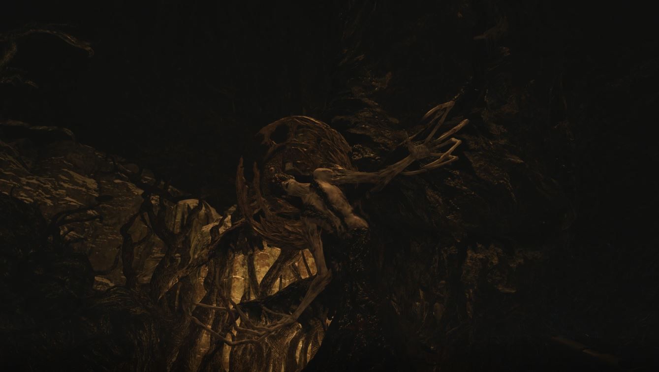 How to Beat Mother Miranda in Resident Evil Village (Boss Fight)