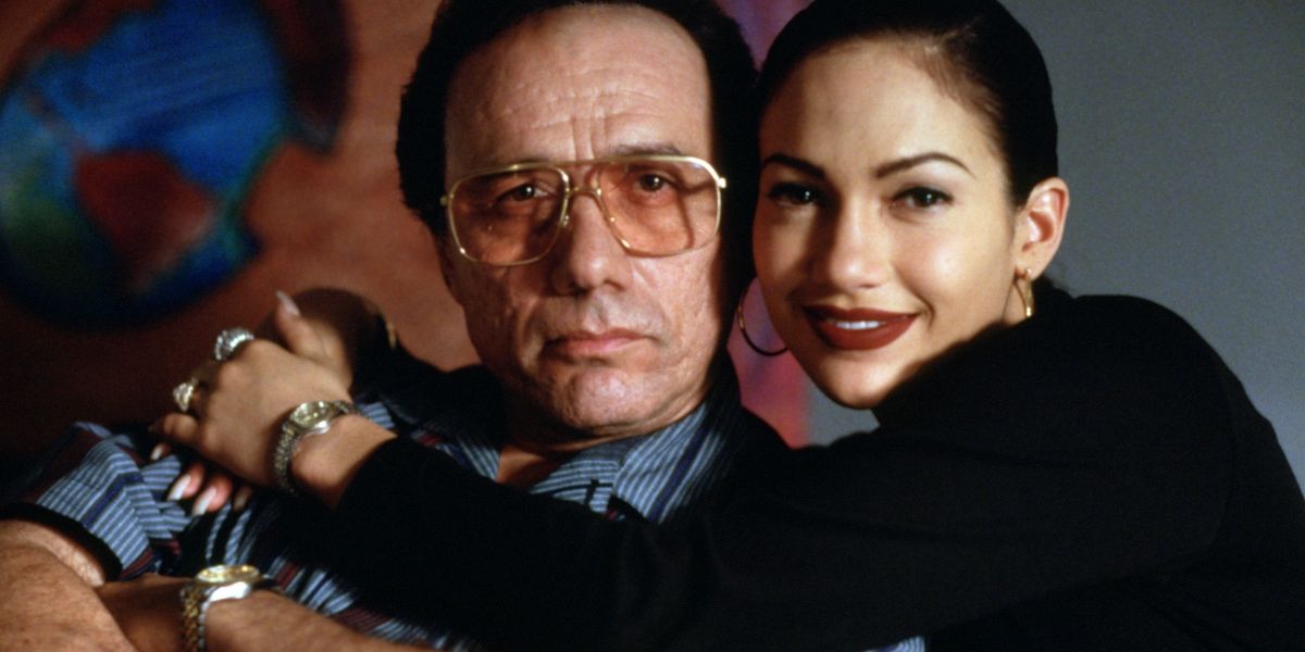 Selena: 5 Ways The Netflix Series Is Better Than The Movie (& 5 Ways ...