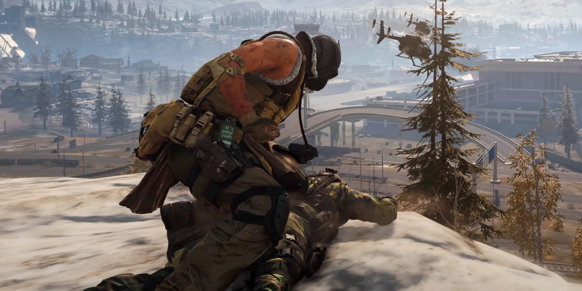 Warzone's Newest Glitch Allows Players to Melee Attack Through Walls